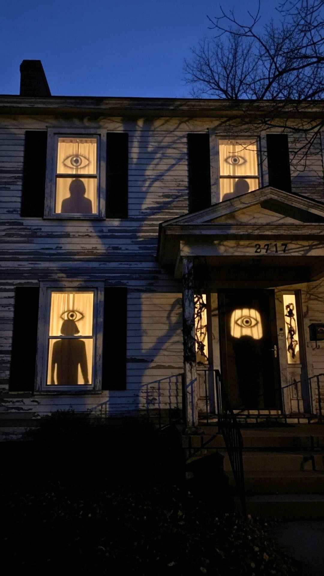 15 Halloween Projection Ideas That Will Make Your Halloween Outdoor ...